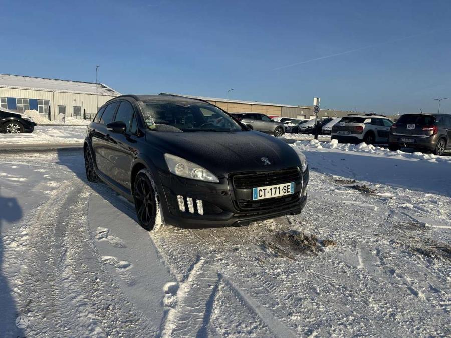Pelēks Peugeot 508 RXH 2013 Tauragė, ar dzinēja tilpumu 2.00 L un nobraukumu 260 tūkst. km par 4600 €, foto 4 vietnē AUTOMOTO.COM.LV