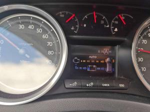 Grey Peugeot 508 RXH 2014 in Kaunas, with an engine capacity of 2.00 L and mileage of 275 thousand km for 5500 €, photo 14 on AUTOMOTO.COM.LV