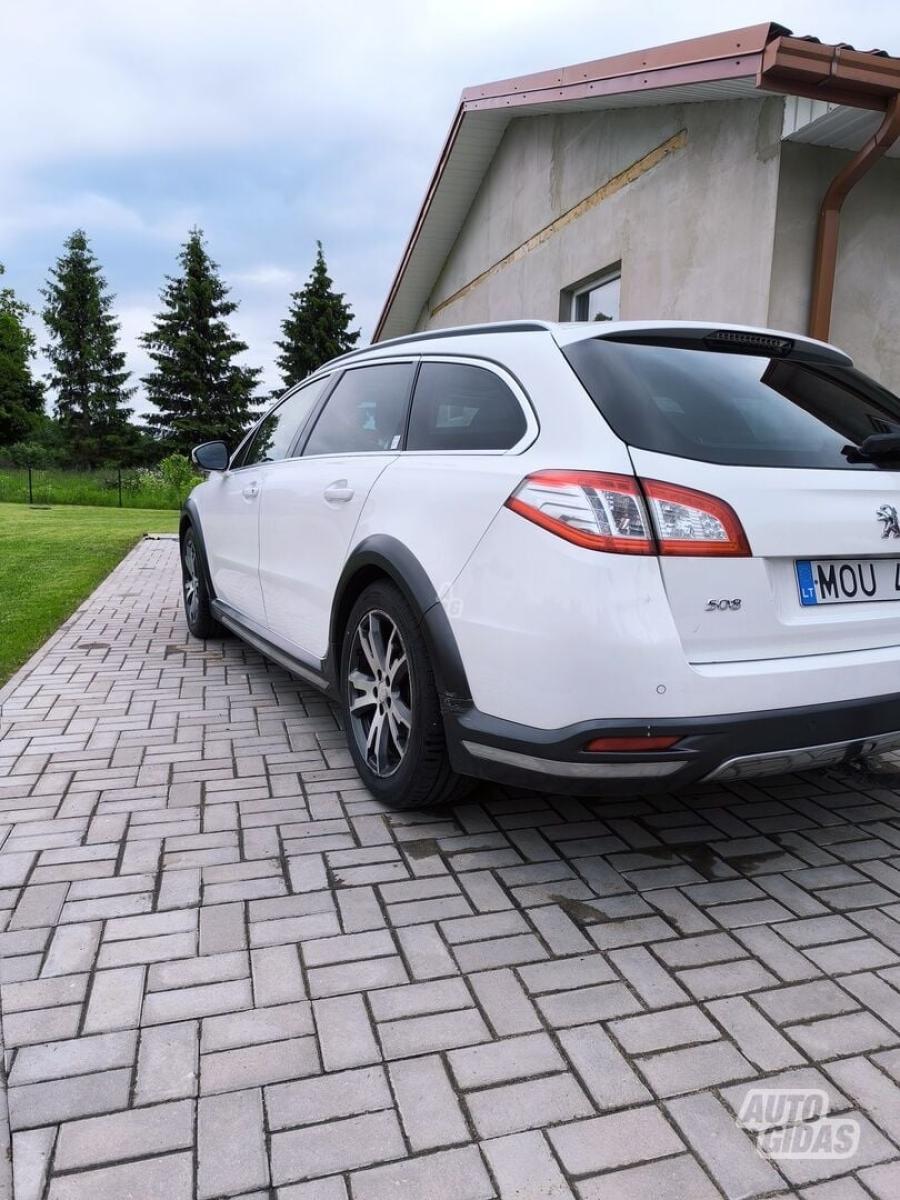 Peugeot 508 RXH 2012 in Sakiai, with an engine capacity of 2.00 L and mileage of 277 thousand km for 6200 €, photo 8 on AUTOMOTO.COM.LV