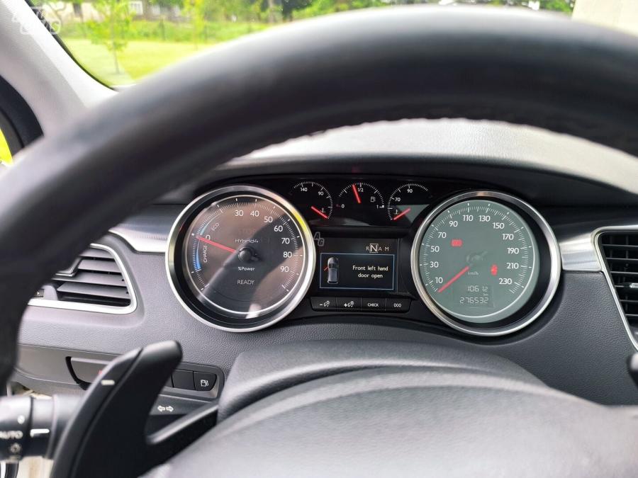 Peugeot 508 RXH 2012 in Sakiai, with an engine capacity of 2.00 L and mileage of 277 thousand km for 6200 €, photo 13 on AUTOMOTO.COM.LV