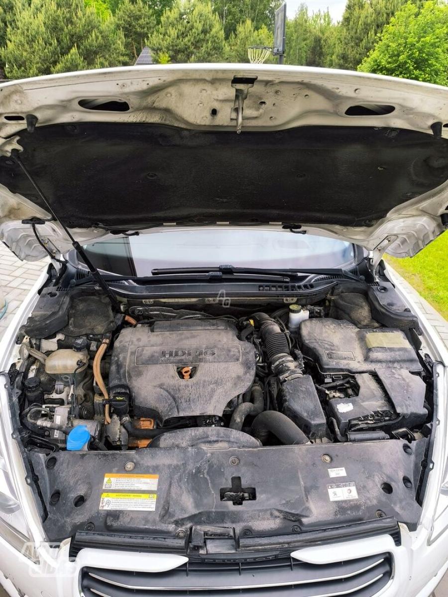 Peugeot 508 RXH 2012 in Sakiai, with an engine capacity of 2.00 L and mileage of 277 thousand km for 6200 €, photo 17 on AUTOMOTO.COM.LV