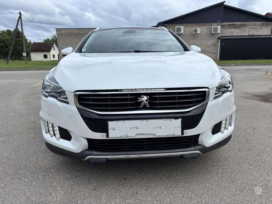 Peugeot 508 RXH 2015 in Taurage, with an engine capacity of 2.00 L and mileage of 254 thousand km for 6500 €, photo 4 on AUTOMOTO.COM.LV