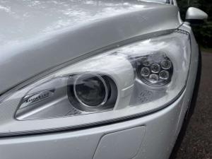White Peugeot 508 RXH 2013 in Vilnius, with an engine capacity of 2.00 L and mileage of 290 thousand km for 3200 €, photo 11 on AUTOMOTO.COM.LV
