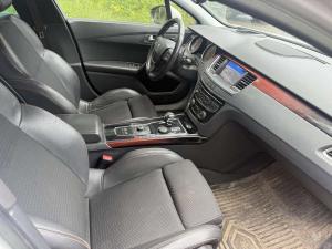 White Peugeot 508 RXH 2013 in Vilnius, with an engine capacity of 2.00 L and mileage of 290 thousand km for 3200 €, photo 12 on AUTOMOTO.COM.LV