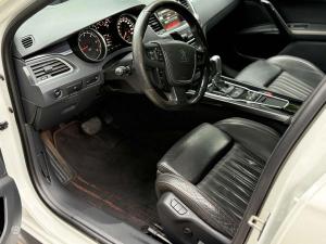 White Peugeot 508 RXH 2016 in Taurage, with an engine capacity of 2.00 L and mileage of 280 thousand km for 6400 €, photo 16 on AUTOMOTO.COM.LV