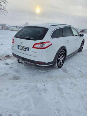 Balts Peugeot 508 RXH 2012 Tauragė, ar dzinēja tilpumu 2.00 L un nobraukumu 240 tūkst. km par 5600 €, foto 4 vietnē AUTOMOTO.COM.LV