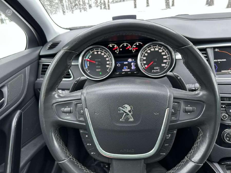 Balts Peugeot 508 RXH 2013 Kauņa, ar dzinēja tilpumu 2.00 L un nobraukumu 246 tūkst. km par 5250 €, foto 24 vietnē AUTOMOTO.COM.LV