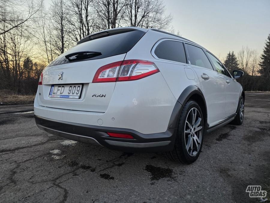 Balts Peugeot 508 RXH 2013 Širvintos, ar dzinēja tilpumu 2.00 L un nobraukumu 194 tūkst. km par 5555 €, foto 4 vietnē AUTOMOTO.COM.LV