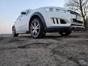 Balts Peugeot 508 RXH 2013 Širvintos, ar dzinēja tilpumu 2.00 L un nobraukumu 194 tūkst. km par 5555 €, foto 8 vietnē AUTOMOTO.COM.LV