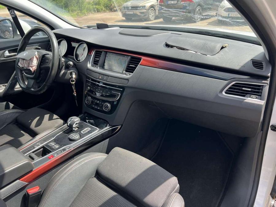 Balts Peugeot 508 RXH 2014 Kauņa, ar dzinēja tilpumu 2.00 L un nobraukumu 319 tūkst. km par 4400 €, foto 17 vietnē AUTOMOTO.COM.LV