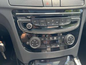 Balts Peugeot 508 RXH 2014 Kauņa, ar dzinēja tilpumu 2.00 L un nobraukumu 319 tūkst. km par 4400 €, foto 25 vietnē AUTOMOTO.COM.LV