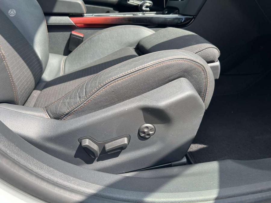 Balts Peugeot 508 RXH 2014 Kauņa, ar dzinēja tilpumu 2.00 L un nobraukumu 319 tūkst. km par 4400 €, foto 39 vietnē AUTOMOTO.COM.LV