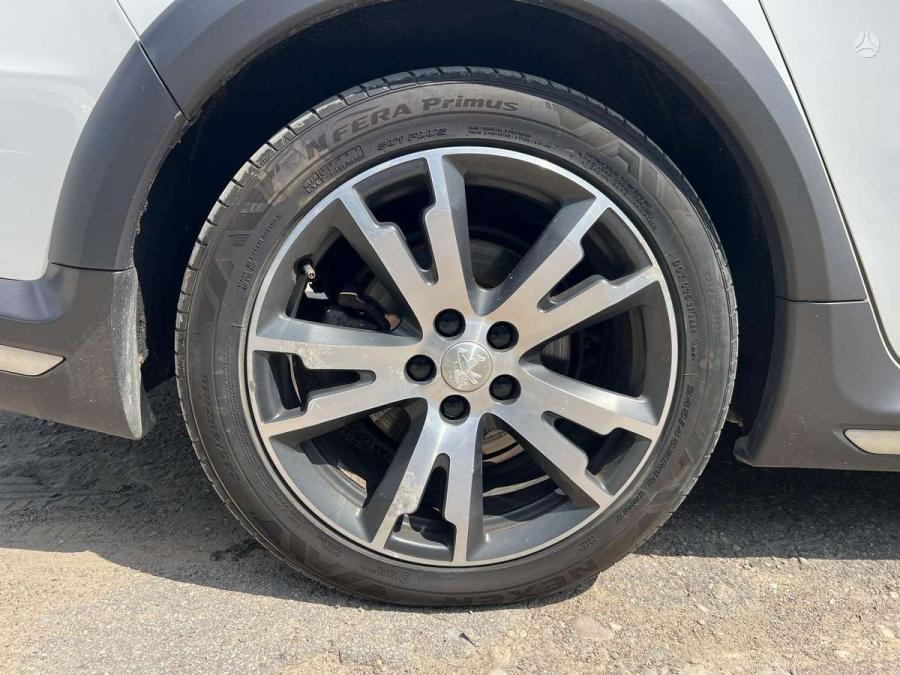 Balts Peugeot 508 RXH 2014 Kauņa, ar dzinēja tilpumu 2.00 L un nobraukumu 319 tūkst. km par 4400 €, foto 45 vietnē AUTOMOTO.COM.LV