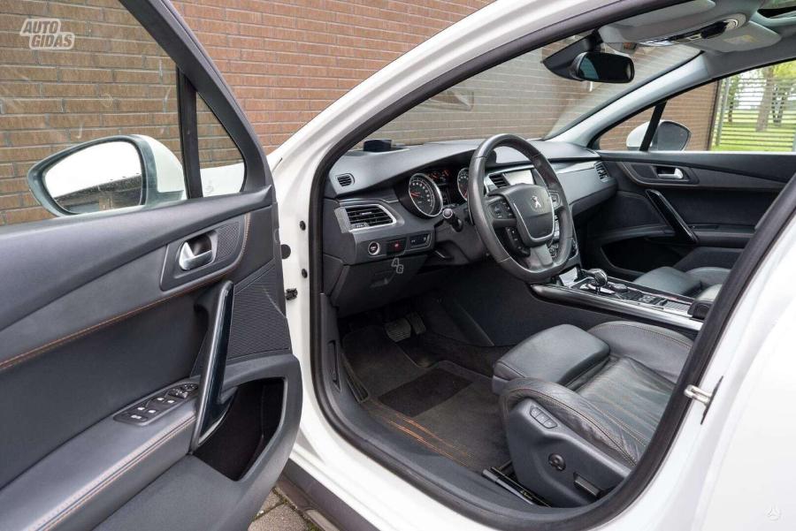 Balts Peugeot 508 RXH 2015 Marijampole, ar dzinēja tilpumu 2.00 L un nobraukumu 273 tūkst. km par 7250 €, foto 20 vietnē AUTOMOTO.COM.LV