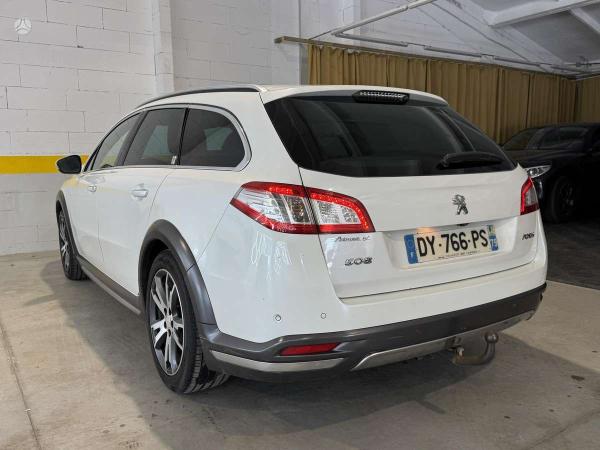 White Peugeot 508 RXH 2016 in Kaunas, with an engine capacity of 2.00 L and mileage of 230 thousand km for 5999 €, photo 2 on AUTOMOTO.COM.LV