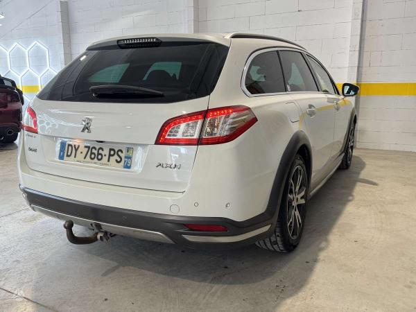 White Peugeot 508 RXH 2016 in Kaunas, with an engine capacity of 2.00 L and mileage of 230 thousand km for 5999 €, photo 6 on AUTOMOTO.COM.LV