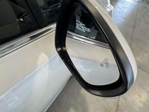White Peugeot 508 RXH 2016 in Kaunas, with an engine capacity of 2.00 L and mileage of 230 thousand km for 5999 €, photo 9 on AUTOMOTO.COM.LV