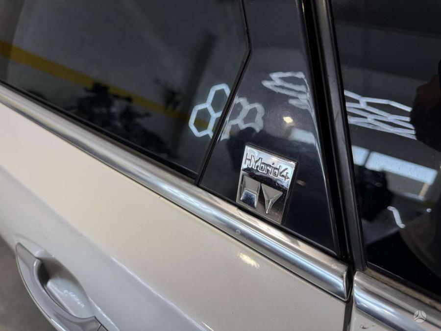 White Peugeot 508 RXH 2016 in Kaunas, with an engine capacity of 2.00 L and mileage of 230 thousand km for 5999 €, photo 13 on AUTOMOTO.COM.LV
