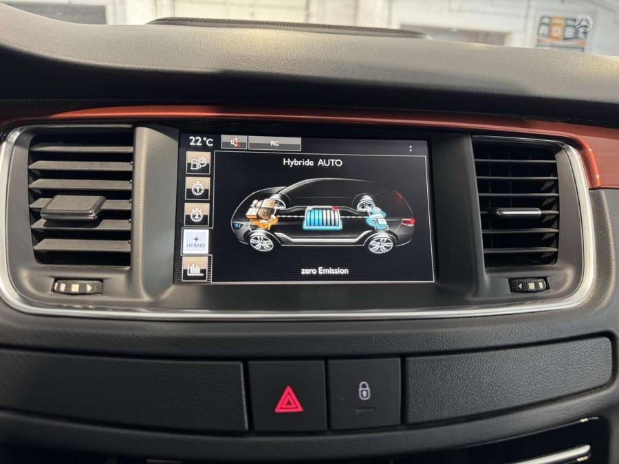 White Peugeot 508 RXH 2016 in Kaunas, with an engine capacity of 2.00 L and mileage of 230 thousand km for 5999 €, photo 22 on AUTOMOTO.COM.LV