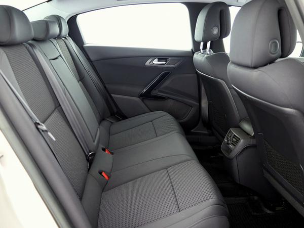 Peugeot 508 2011 Tallina, ar dzinēja tilpumu 2.00 L un nobraukumu 248 tūkst. km par 2599 €, foto 7 vietnē AUTOMOTO.COM.LV