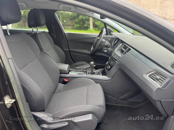 Peugeot 508 2012 Narva, ar dzinēja tilpumu 1.60 L un nobraukumu 220 tūkst. km par 1600 €, foto 7 vietnē AUTOMOTO.COM.LV