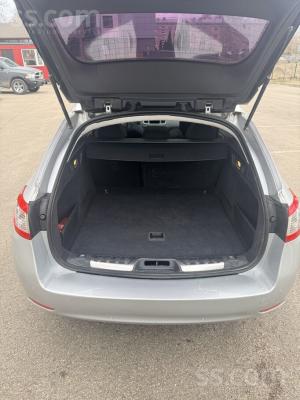 Peugeot 508 2013 Rīga, ar dzinēja tilpumu 1.60 L un nobraukumu 173 tūkst. km par 5900 €, foto 6 vietnē AUTOMOTO.COM.LV