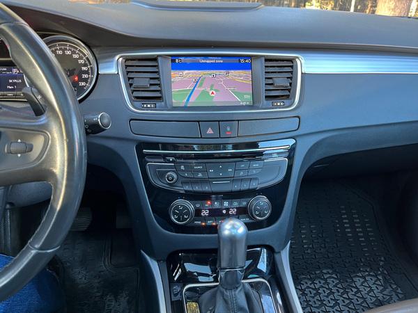 Peugeot 508 2013 Tallina, ar dzinēja tilpumu 2.20 L un nobraukumu 304 tūkst. km par 5490 €, foto 7 vietnē AUTOMOTO.COM.LV