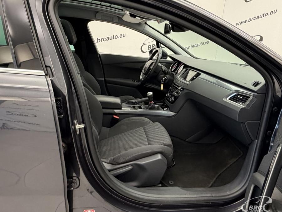 Peugeot 508 2017 in Vilnius, with an engine capacity of 1.56 L and mileage of 314 thousand km for 3300 €, photo 5 on AUTOMOTO.COM.LV