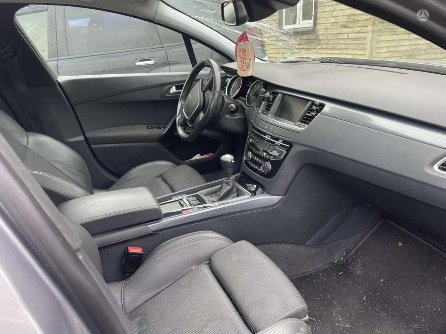 Peugeot 508 2017 in Ignalina, with an engine capacity of 2.00 L and mileage of 180 thousand km for 2100 €, photo 5 on AUTOMOTO.COM.LV