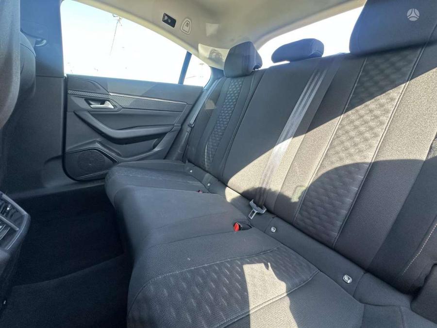 Violets Peugeot 508 2020 Viļņa, ar dzinēja tilpumu 1.50 L un nobraukumu 181 tūkst. km par 9981 €, foto 10 vietnē AUTOMOTO.COM.LV