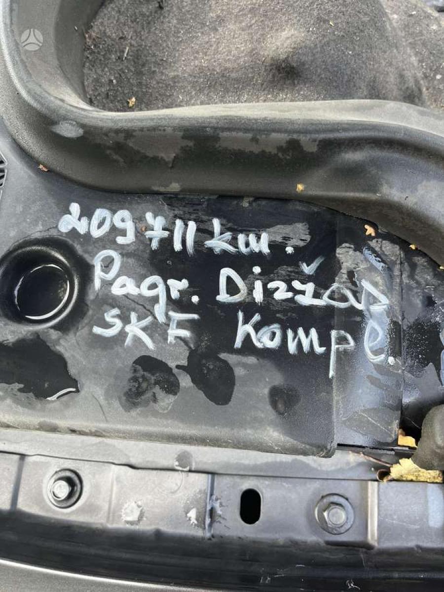 Violets Peugeot 508 2011 Tauragė, ar dzinēja tilpumu 1.56 L un nobraukumu 253 tūkst. km par 2880 €, foto 22 vietnē AUTOMOTO.COM.LV
