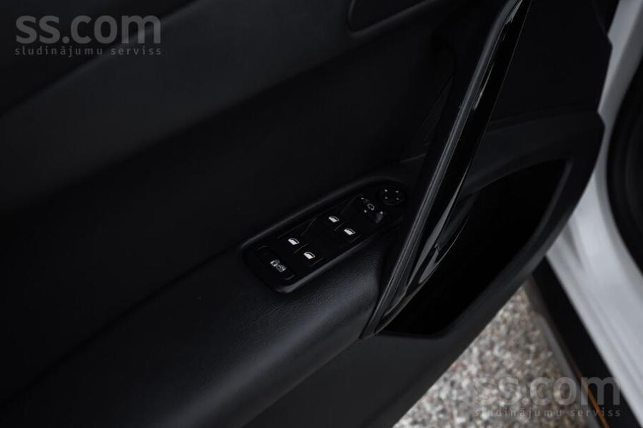 Balts Peugeot 508 2013 Jelgava, ar dzinēja tilpumu 2.00 L un nobraukumu 176 tūkst. km par 4790 €, foto 17 vietnē AUTOMOTO.COM.LV