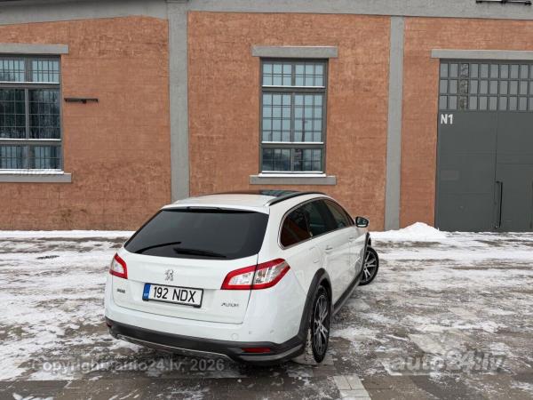 White Peugeot 508 2015 in Tallinn, with an engine capacity of 2.00 L and mileage of 259 thousand km for 9900 €, photo 6 on AUTOMOTO.COM.LV