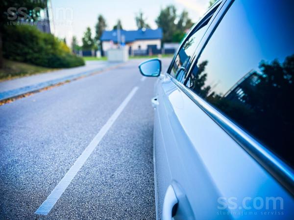 White Peugeot 508 2016 in Riga, with an engine capacity of 1.60 L and mileage of 136 thousand km for 6000 €, photo 6 on AUTOMOTO.COM.LV