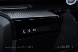 Balts Peugeot 508 2019 Tallina, ar dzinēja tilpumu 1.50 L un nobraukumu 235 tūkst. km par 10500 €, foto 17 vietnē AUTOMOTO.COM.LV