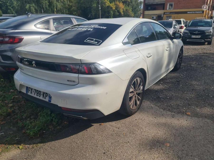 Белый Пежо 508 2020 в Таураге, объемом двигателя 1.50 л и пробегом 310 тыс. км за 4900 €, фото 5 на AUTOMOTO.COM.LV