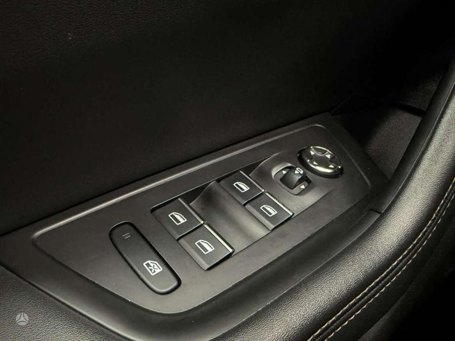 Balts Peugeot 508 2021 Viļņa, ar dzinēja tilpumu 1.60 L un nobraukumu 130 tūkst. km par 19900 €, foto 17 vietnē AUTOMOTO.COM.LV