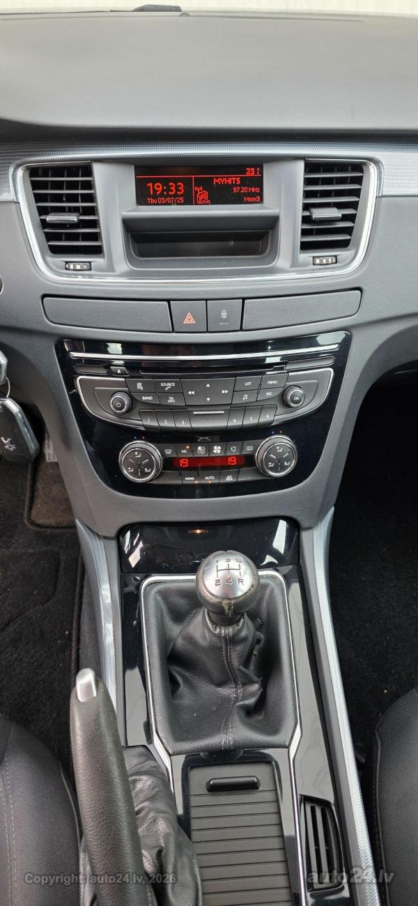 Balts Peugeot 508 2011 Tallina, ar dzinēja tilpumu 1.60 L un nobraukumu 345 tūkst. km par 3700 €, foto 11 vietnē AUTOMOTO.COM.LV