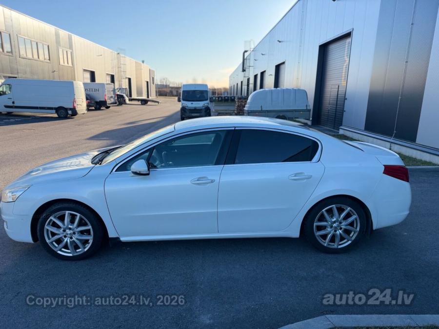 Balts Peugeot 508 2011 Tallina, ar dzinēja tilpumu 2.20 L un nobraukumu 301 tūkst. km par 5500 €, foto 2 vietnē AUTOMOTO.COM.LV