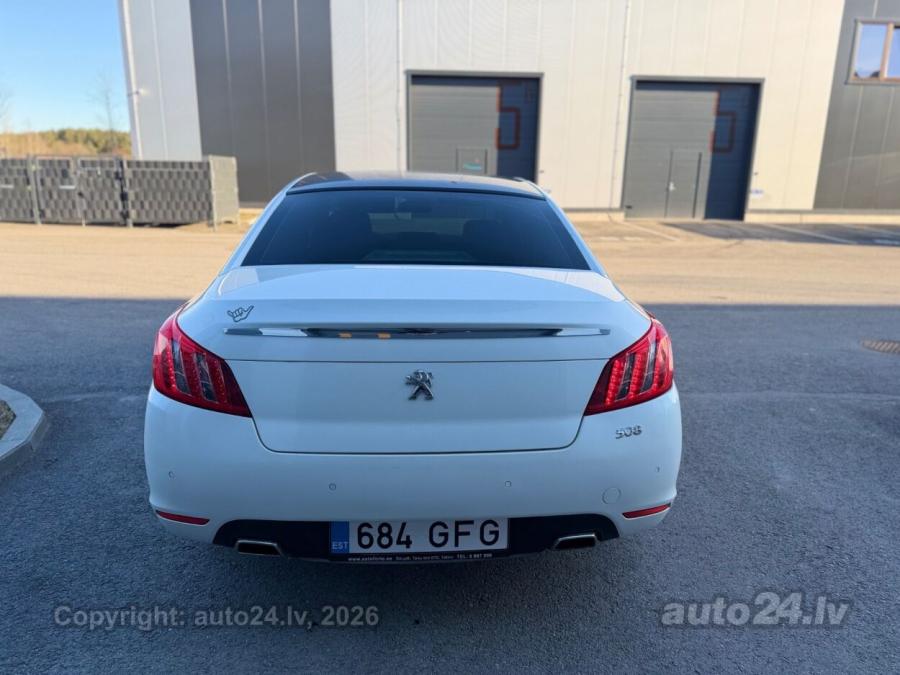 Balts Peugeot 508 2011 Tallina, ar dzinēja tilpumu 2.20 L un nobraukumu 301 tūkst. km par 5500 €, foto 4 vietnē AUTOMOTO.COM.LV