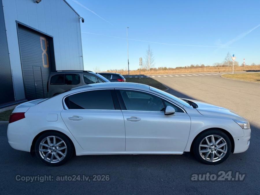 Balts Peugeot 508 2011 Tallina, ar dzinēja tilpumu 2.20 L un nobraukumu 301 tūkst. km par 5500 €, foto 6 vietnē AUTOMOTO.COM.LV