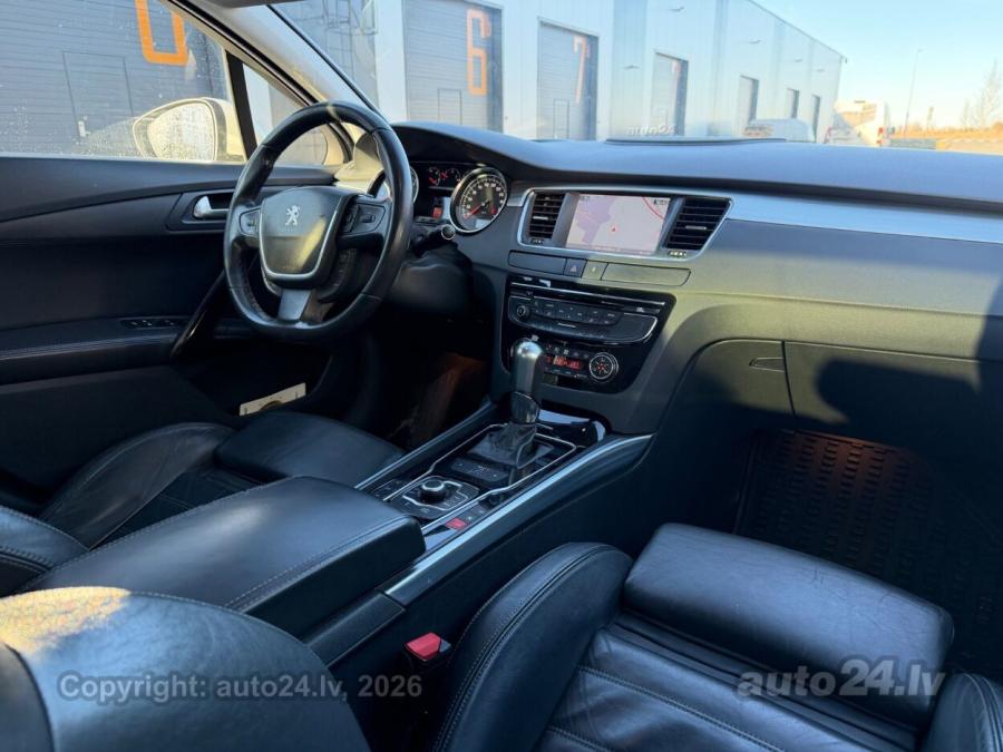Balts Peugeot 508 2011 Tallina, ar dzinēja tilpumu 2.20 L un nobraukumu 301 tūkst. km par 5500 €, foto 14 vietnē AUTOMOTO.COM.LV