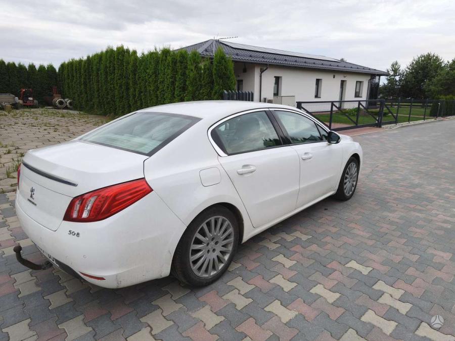White Peugeot 508 2011 in Kaunas, with an engine capacity of 2.00 L and mileage of 294 thousand km for 3450 €, photo 1 on AUTOMOTO.COM.LV