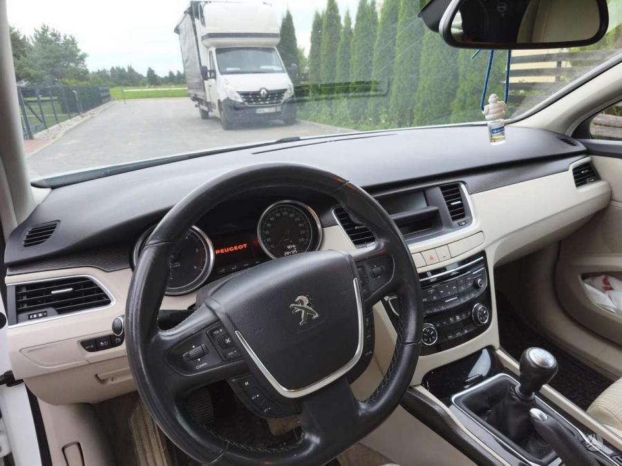 White Peugeot 508 2011 in Kaunas, with an engine capacity of 2.00 L and mileage of 294 thousand km for 3450 €, photo 3 on AUTOMOTO.COM.LV
