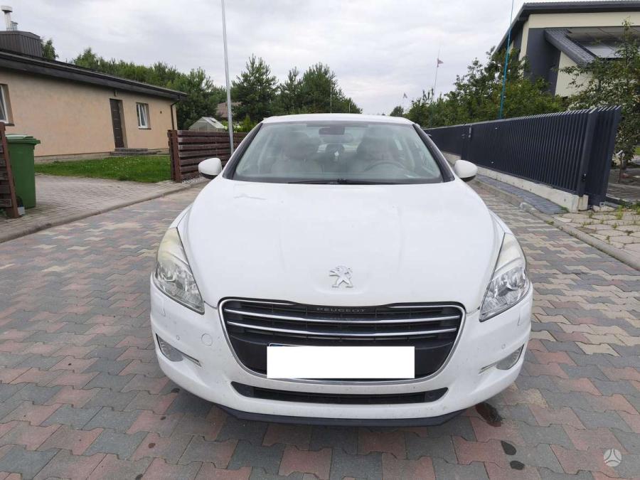 White Peugeot 508 2011 in Kaunas, with an engine capacity of 2.00 L and mileage of 294 thousand km for 3450 €, photo 5 on AUTOMOTO.COM.LV