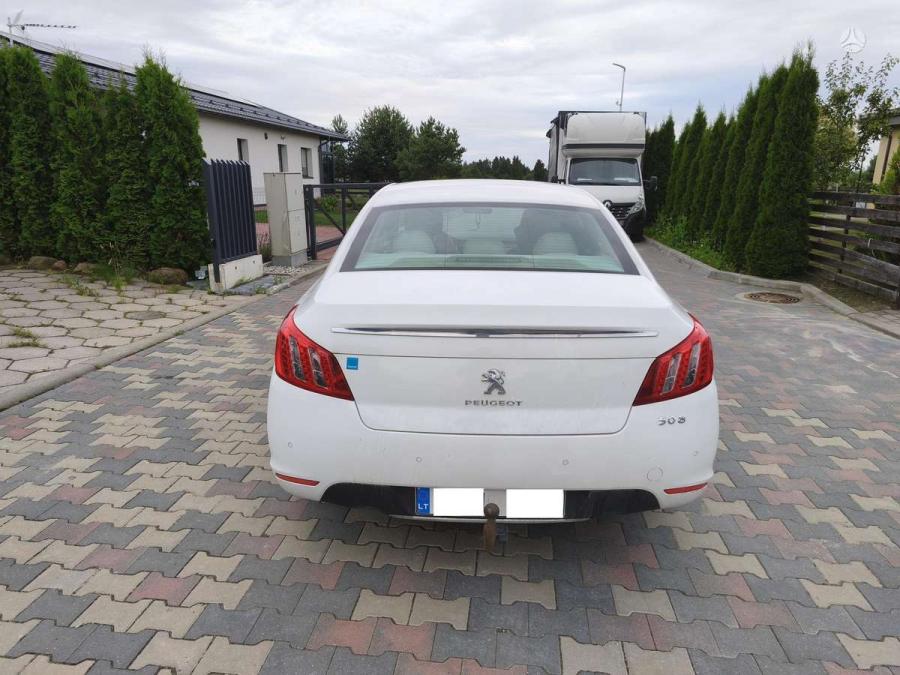 White Peugeot 508 2011 in Kaunas, with an engine capacity of 2.00 L and mileage of 294 thousand km for 3450 €, photo 6 on AUTOMOTO.COM.LV