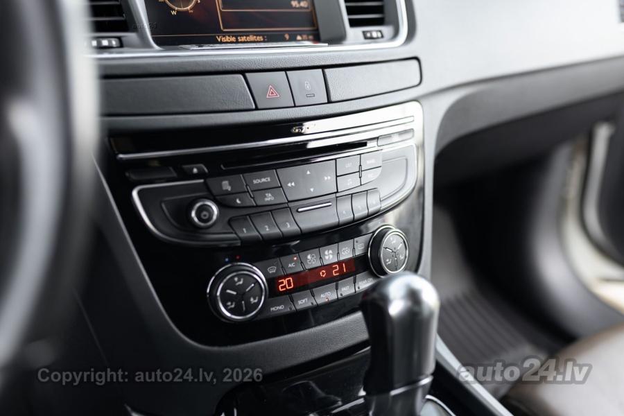 Balts Peugeot 508 2011 Tallina, ar dzinēja tilpumu 2.20 L un nobraukumu 153 tūkst. km par 7799 €, foto 12 vietnē AUTOMOTO.COM.LV