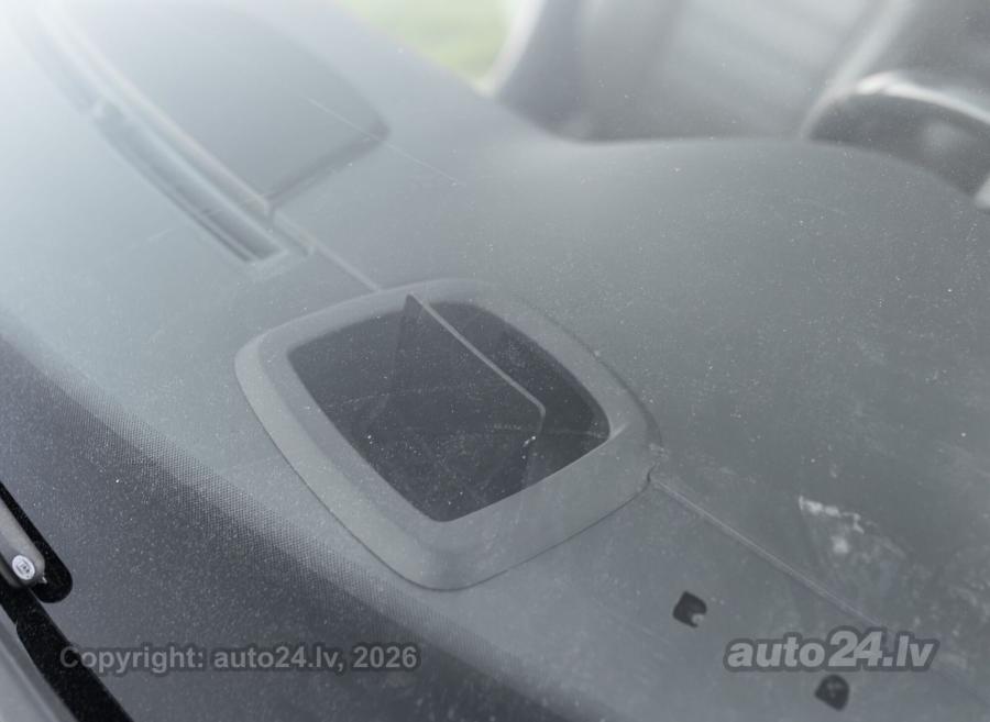 Balts Peugeot 508 2011 Tallina, ar dzinēja tilpumu 2.20 L un nobraukumu 153 tūkst. km par 7799 €, foto 16 vietnē AUTOMOTO.COM.LV