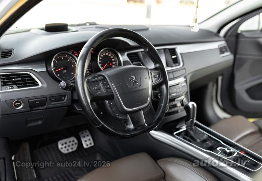 Balts Peugeot 508 2011 Tallina, ar dzinēja tilpumu 2.20 L un nobraukumu 153 tūkst. km par 7799 €, foto 17 vietnē AUTOMOTO.COM.LV