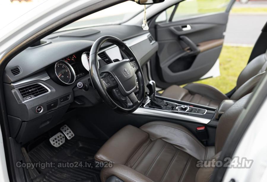 Balts Peugeot 508 2011 Tallina, ar dzinēja tilpumu 2.20 L un nobraukumu 153 tūkst. km par 7799 €, foto 18 vietnē AUTOMOTO.COM.LV